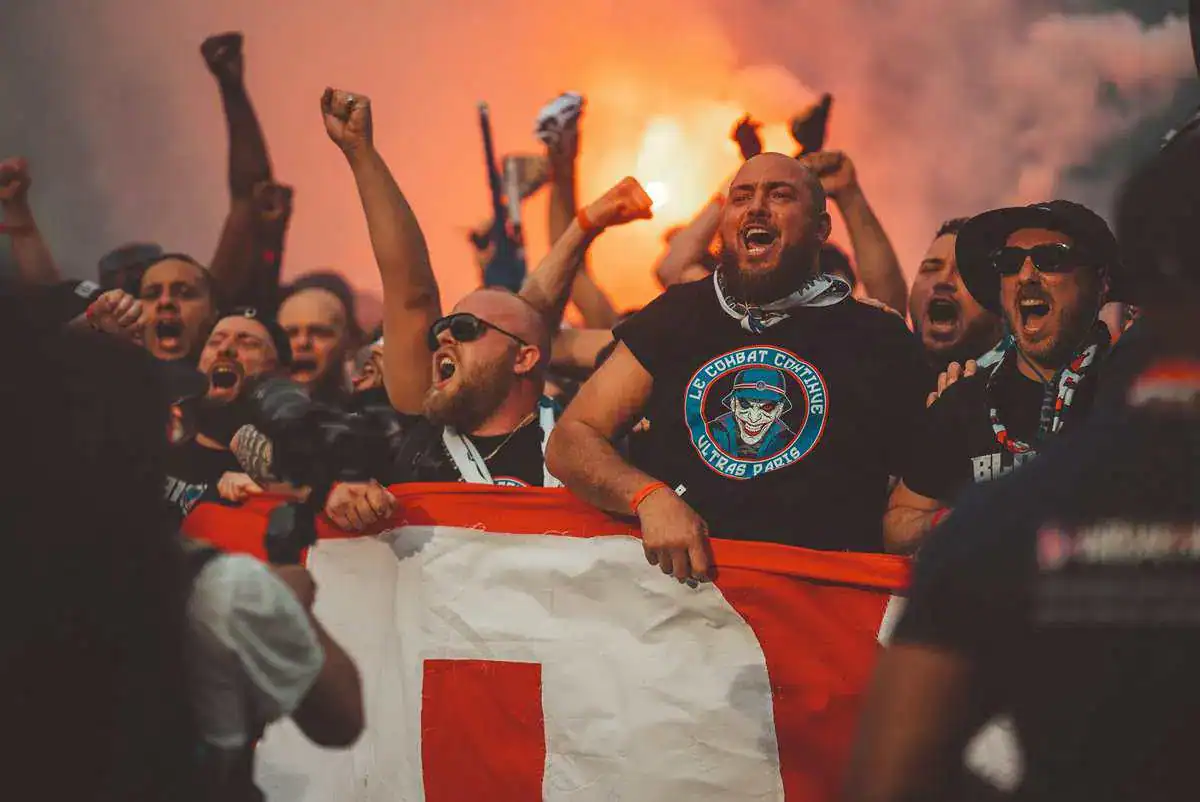 Guide de la culture supporter en France : ultras et familles